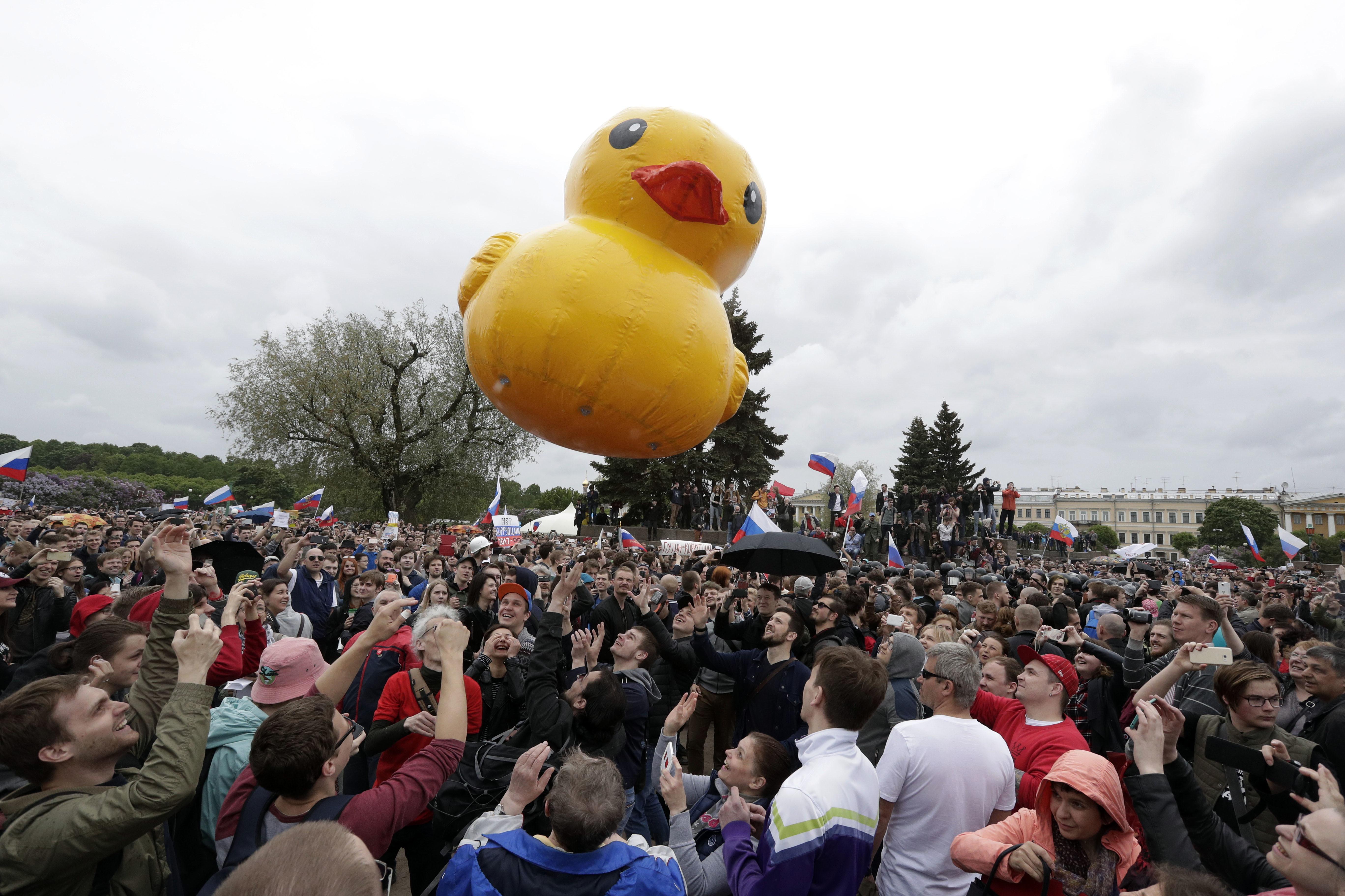 Anti-Putin Protest Photos: Hundreds arrested in Moscow